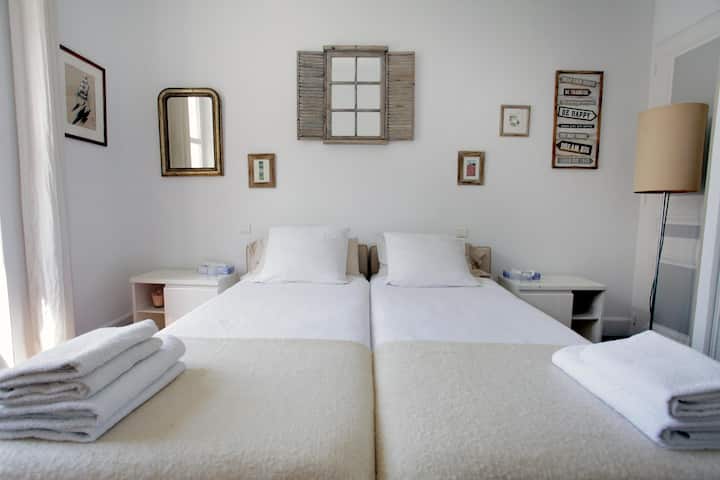 Canneshomyloc (à 200m Marché Forville/suquet) - Cannes