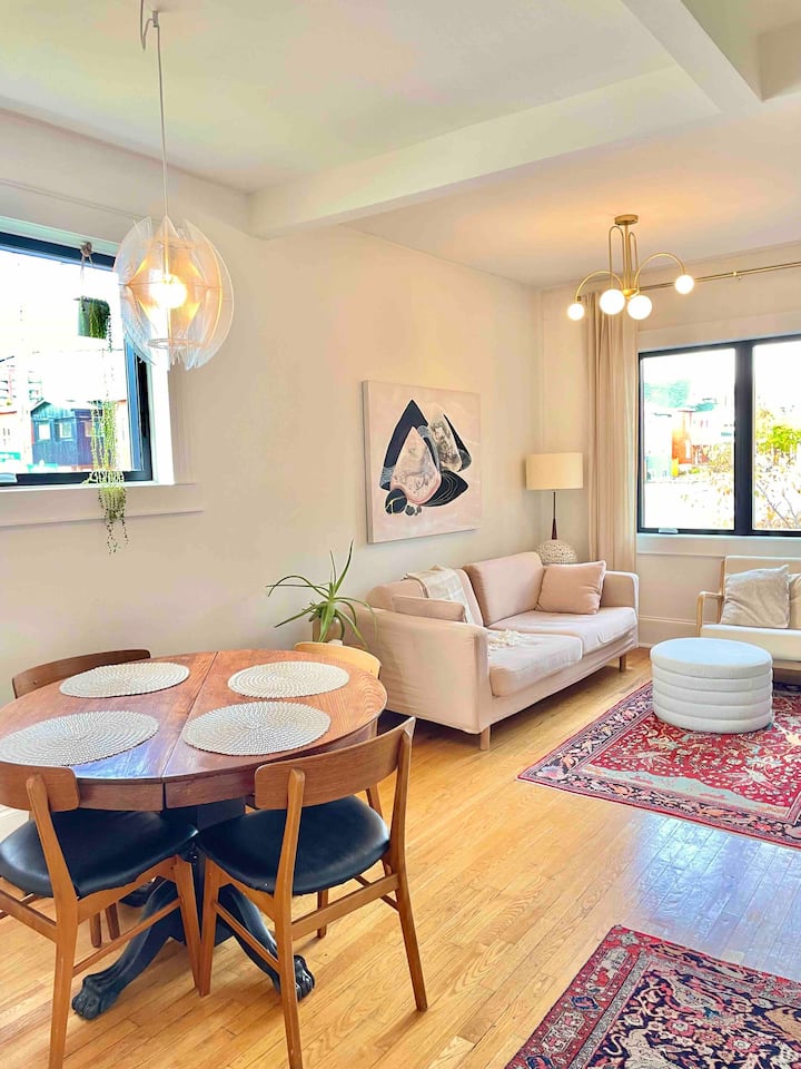 Lovely Home In Trendy Hintonburg - Ottawa