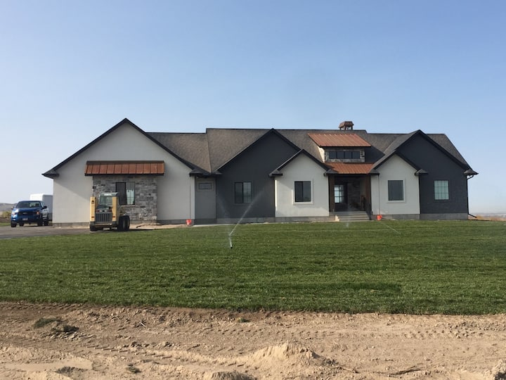 Quiet Countryside Setting - Idaho