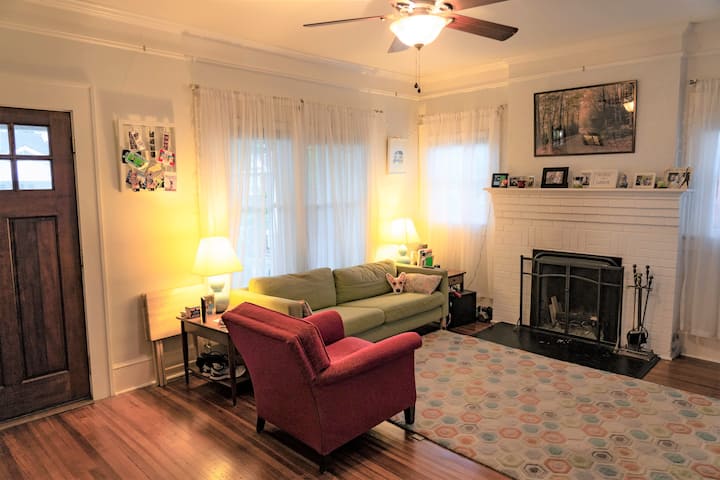 Private Room Close To Downtown, Parks & Srt - Greenville, SC