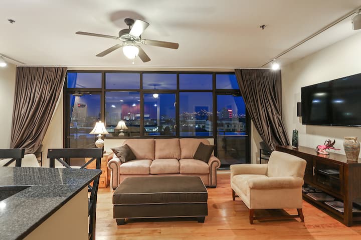 Luxury Penthouse w/Rooftop Balcony - Apartments for Rent in New Orleans ...
