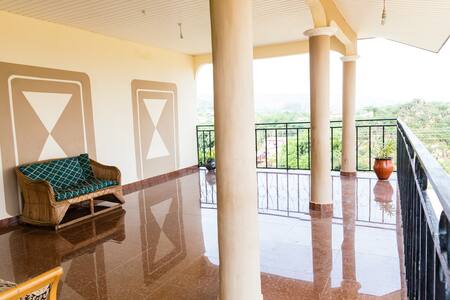 Akuse Vacation Rentals & Homes - Eastern Region, Ghana | Airbnb