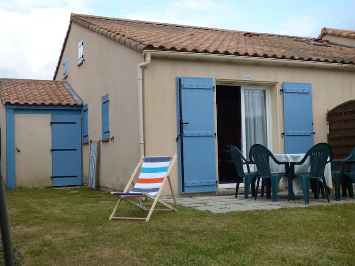 Maison De Vacances En Bord De Mer - Saint-Michel-Chef-Chef