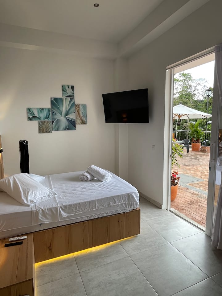 Acogedora Suite Doble - La Mesa