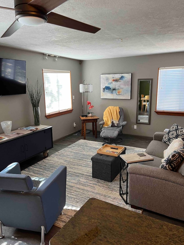Casita Bella - A Unique Space For Fun & Relaxation - Albuquerque, NM
