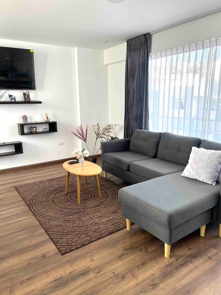 Departamento Amplio Ideal: Tu Hogar Lejos De Casa - Arequipa