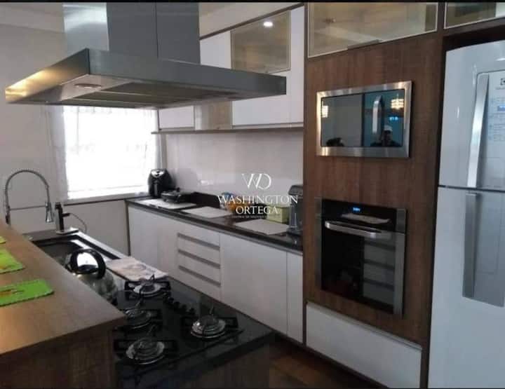 Casa Agradável Para Lazer Com A Sua Família Em Sjp - São José dos Pinhais