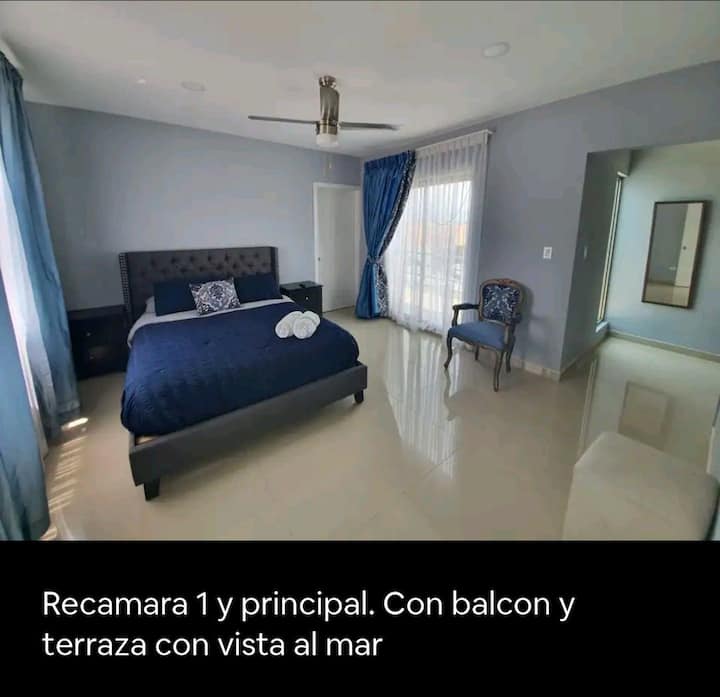 Hermosa Casa Cerca De La Playa De 2 Departamentos - Ensenada