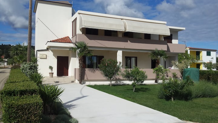 Apartments "Niko" - Sukošan