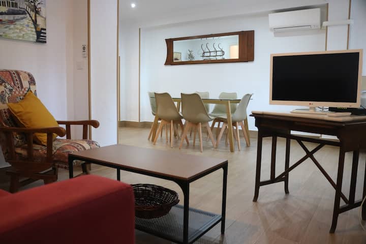 Apartamento Felipe Ii Cerca De Plaza De España. - Seville