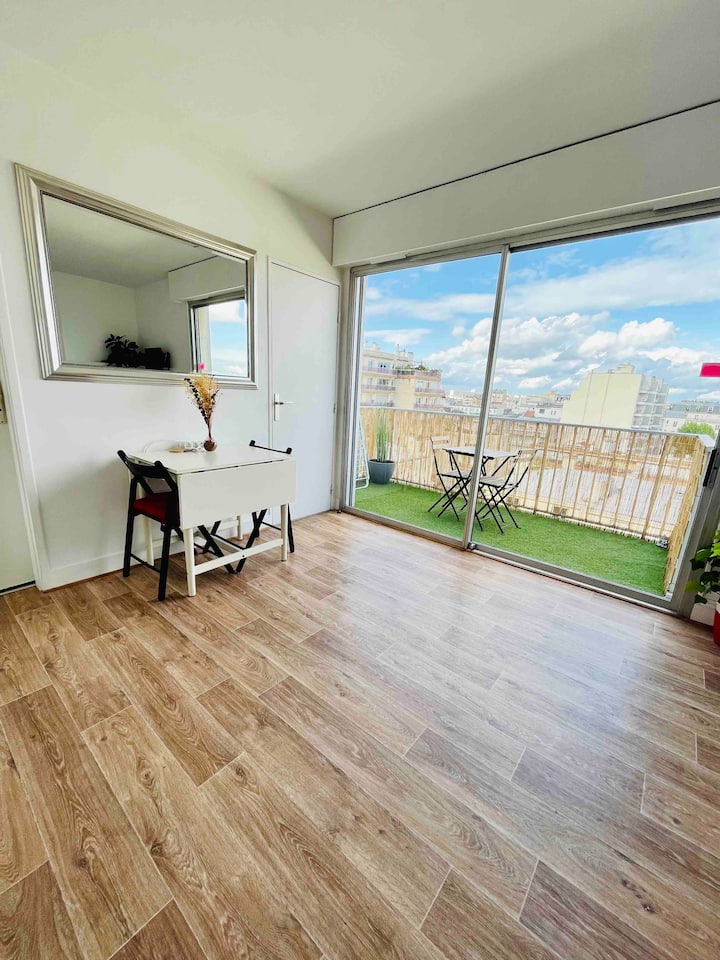 Grand Studio Lumineux -7min En Train De Paris - Bois-Colombes