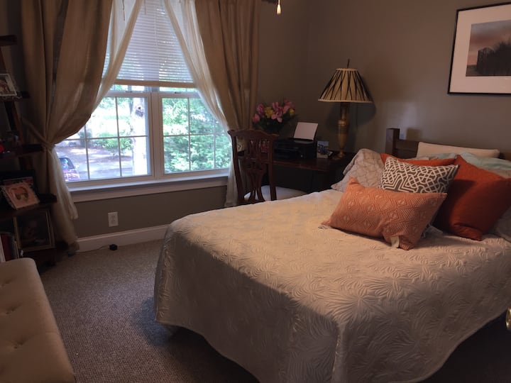 Pet Friendly 3bd Townhome - Charleston, SC