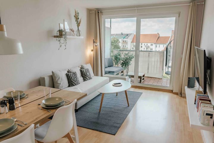 Traber Apartments:  1 Bdrm Central Quiet Balcony - Leipzig