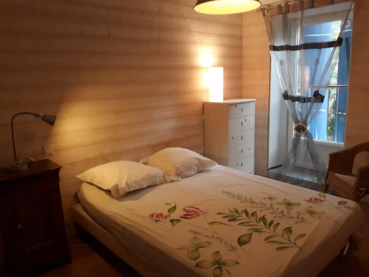Chambre Dans Une Ferme Charentaise - Rochefort