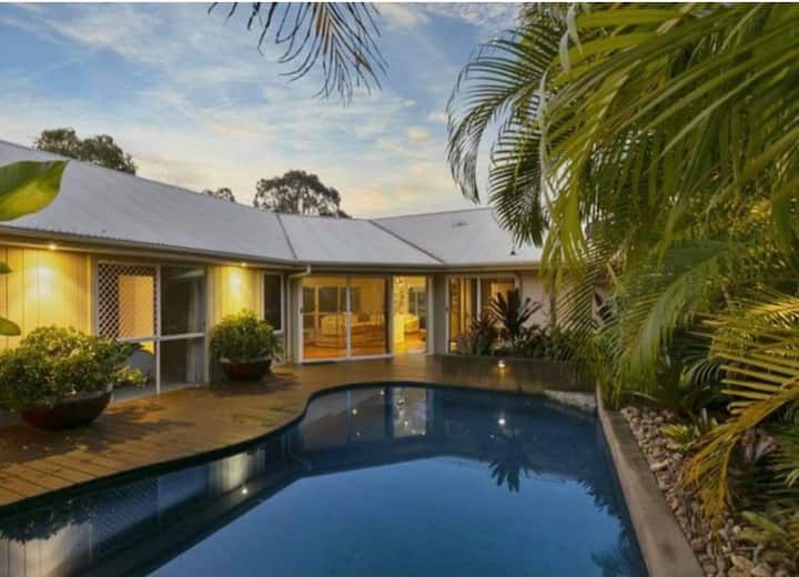 Tropical Oasis In The Heart Of Eumundi - Eumundi