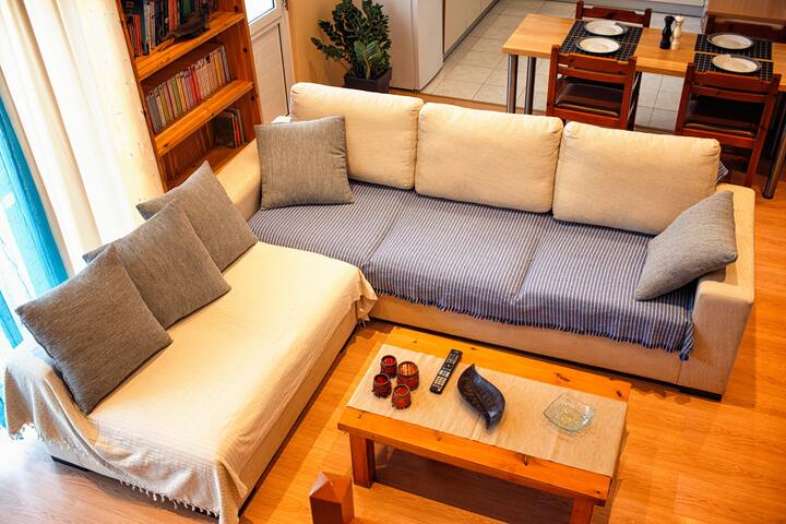 Daphne's Rooftop Apartment - Faliraki