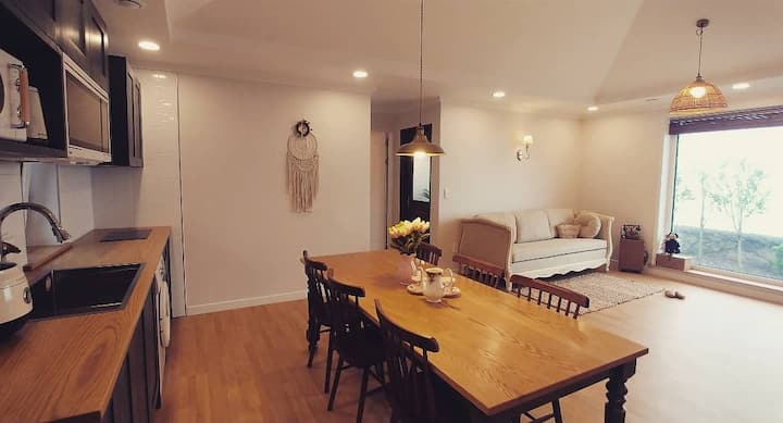 Bongsung Classic B/emotional House - Jeju-do