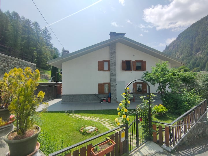 Appartamento A Valtournenche - Champoluc