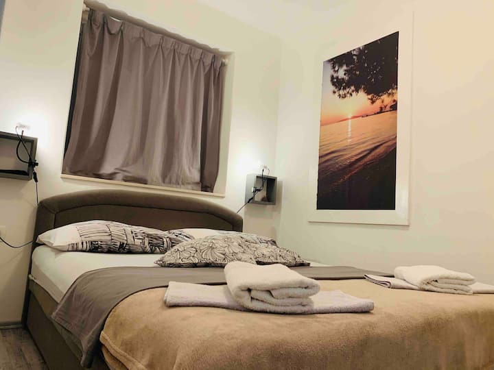 Studio Apartment "Lučica" For Two, 25m From Sea - Drvenik