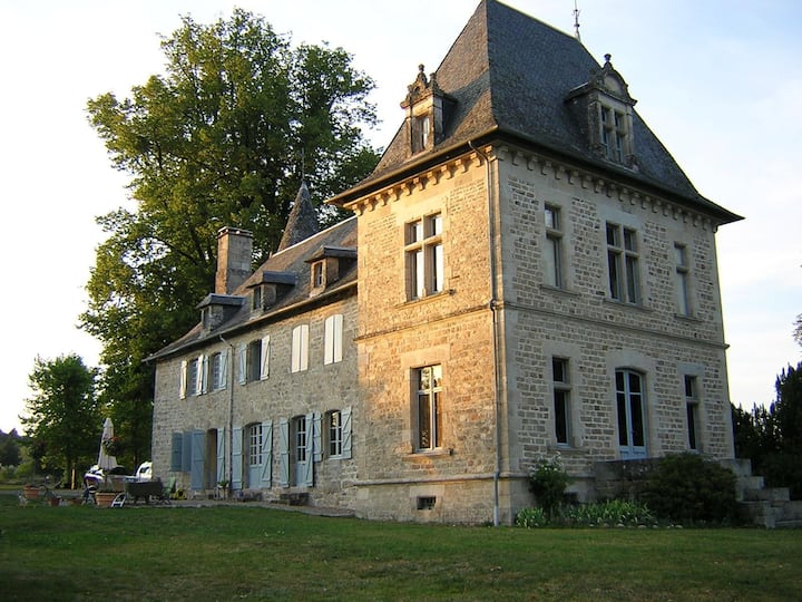 The Historic Chateau De Beaufort - Corrèze