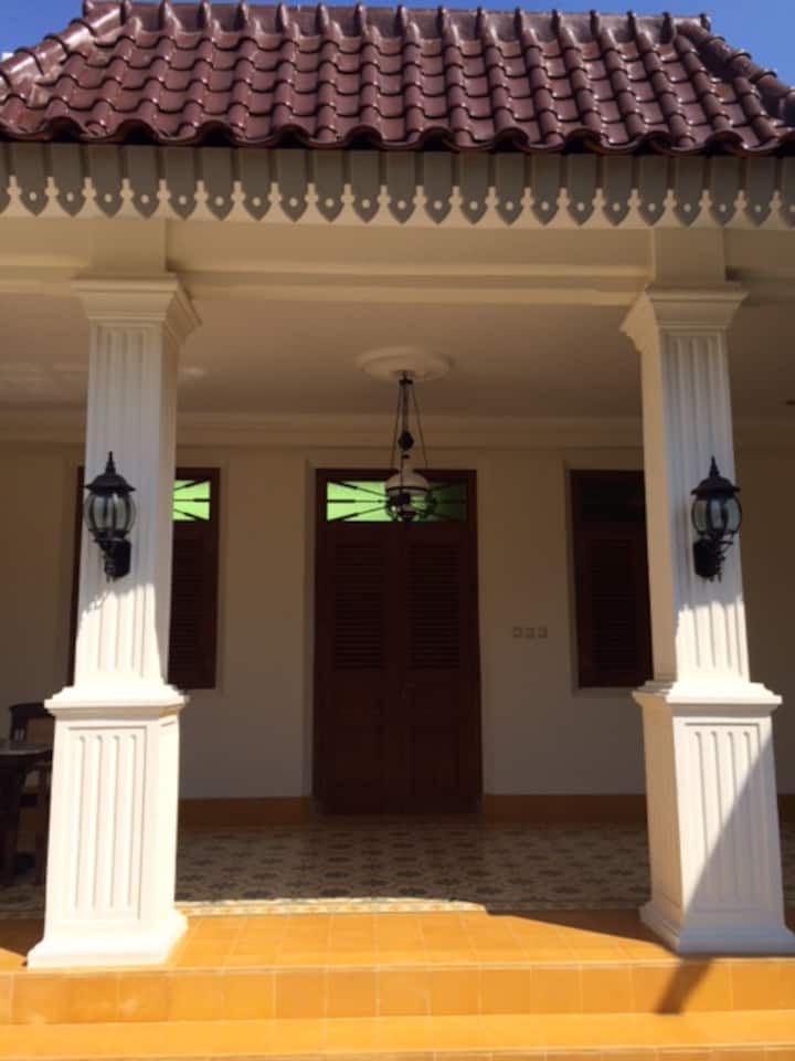 Lovely Home In Center Of Yogyakarta - Yogyakarta