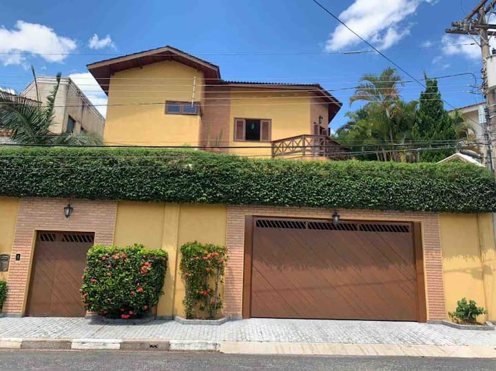 Casa Com Piscina Climatizada No Centro De Atibaia - Atibaia