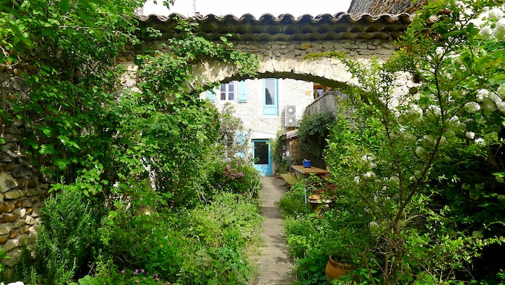 Grande Maison De Village En Drôme Provençale - Montélimar