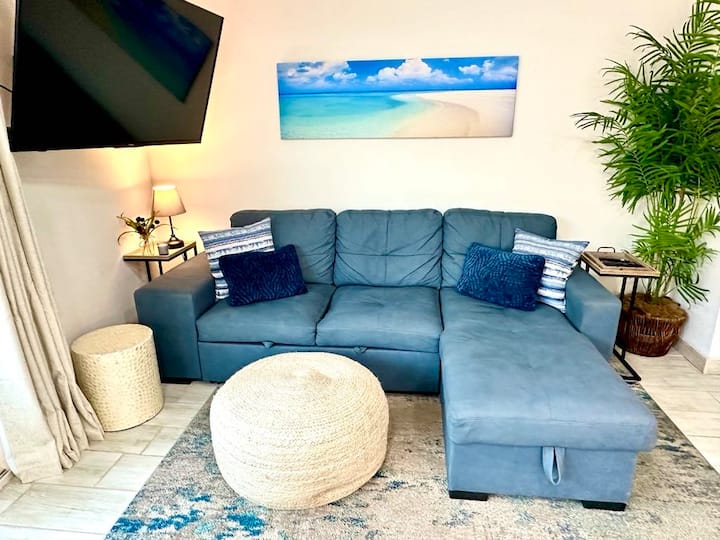 Ocean Paradise W/ Balcony, Pool, Hot Tub! - South Padre Island
