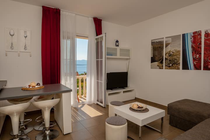1 Br•5 Min Beach•sea View•pick Up•parking - Brač