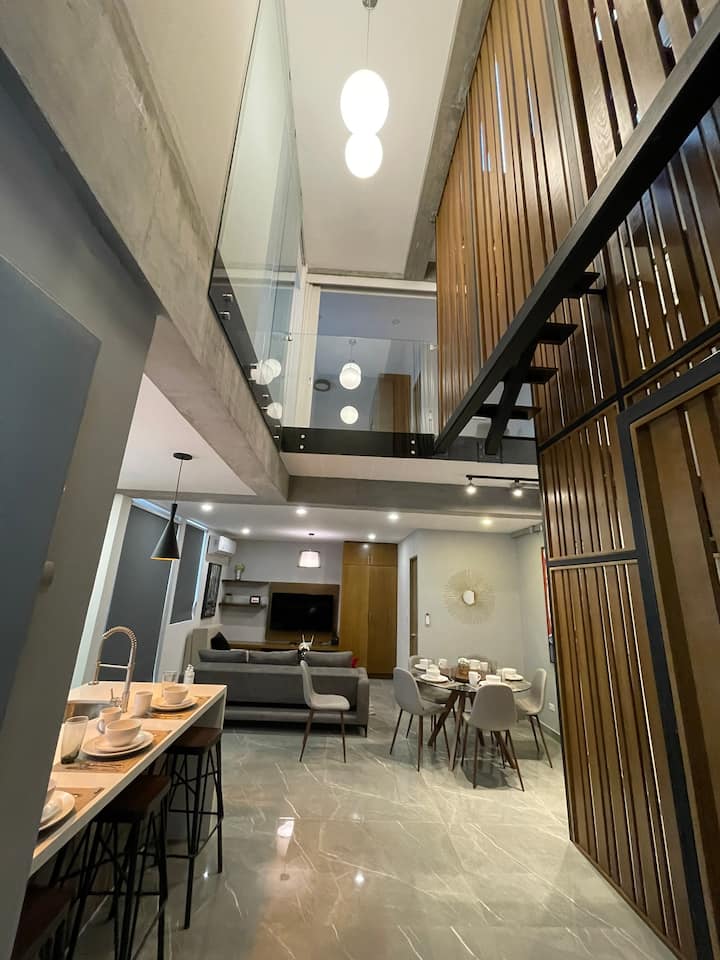 Cómodo Y Súper Completo Departamento En Obispado - San Pedro Garza García