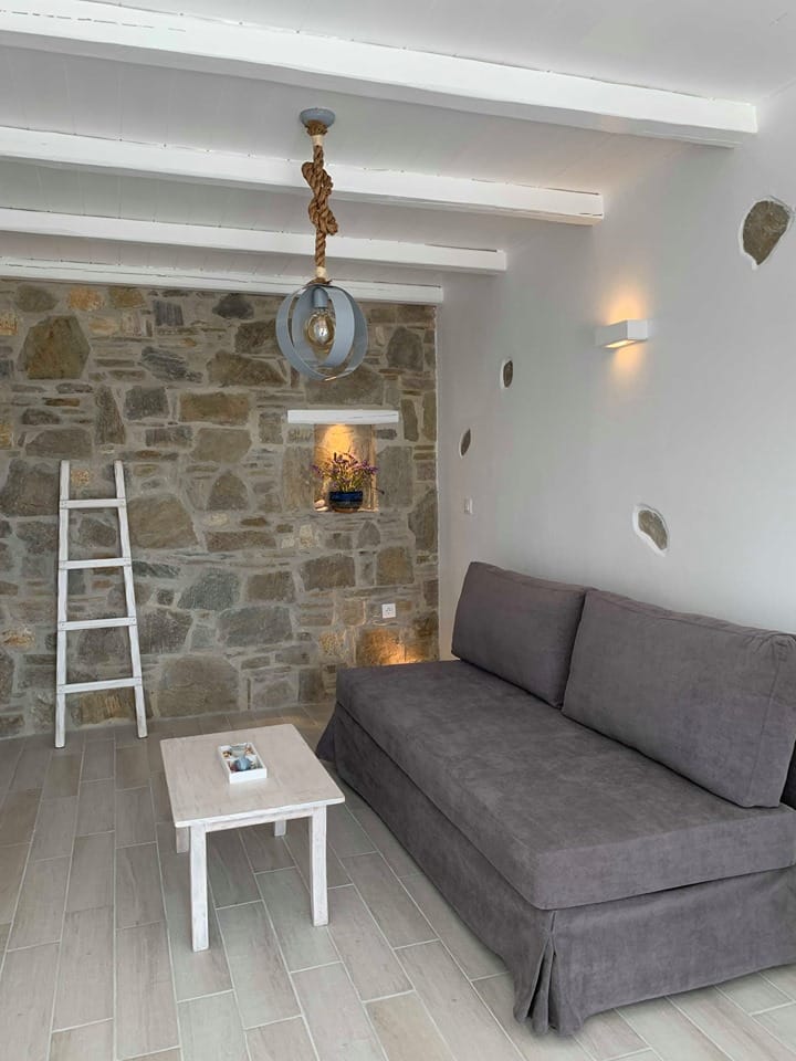 Parian White Luxury Apartments - Paros
