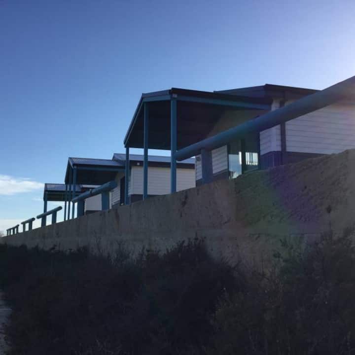 Tourist Park Two Bedroom Regency Park Cabin - Dongara