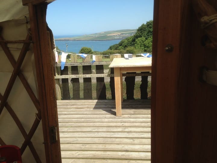 13' Cosy Yurt @Alltycoedcampsite In Pembrokeshire - ウェールズ