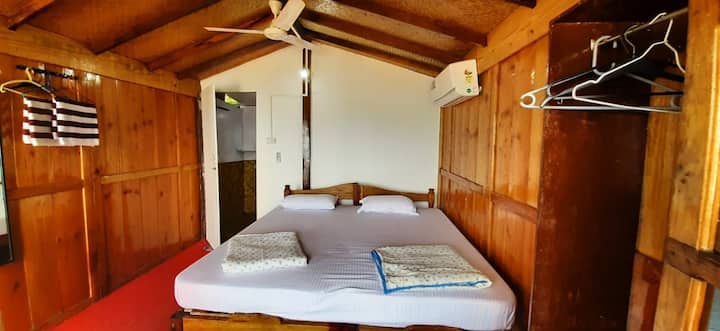 Fernandes Sea Facing Upper Cottage Ii, Palolem. - Goa