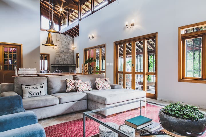 Casa Charmosa Com Vista Magnífica - Atibaia