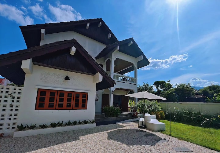 Dalang Nimman House宁曼路独栋四卧四卫别墅 - Chiang Mai