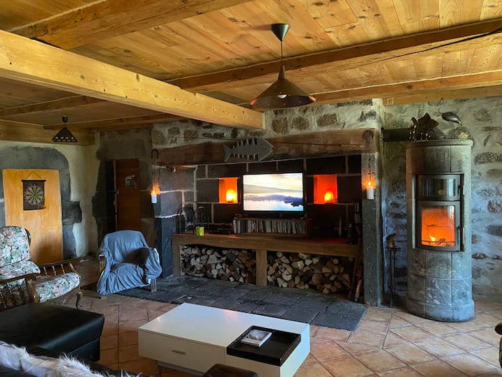 Gîte Isolé En Pleine Nature Massif Du Sancy - Picherande