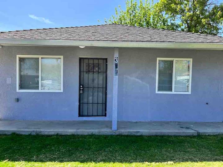 Newly Remodeled House! - Stockton, CA