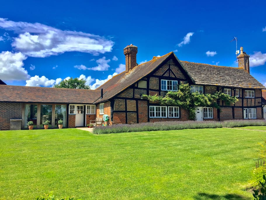 Stunning c.1530 English Farm House (Annex) & Pool - Houses for Rent in ...