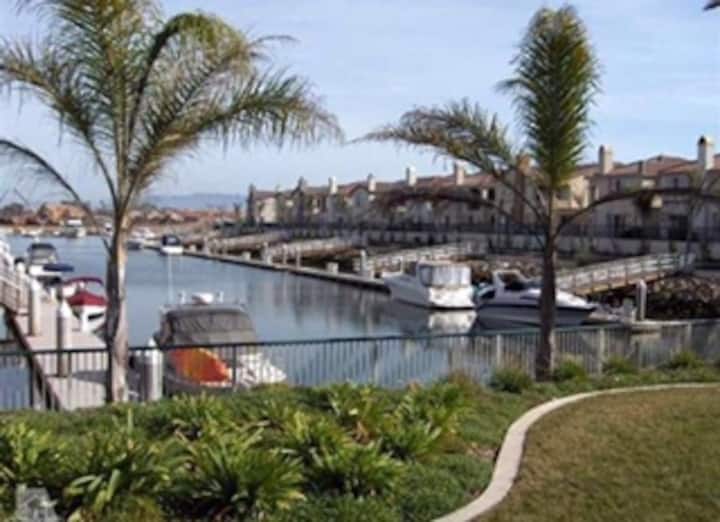Bayside Beach Appartment - Oxnard, CA