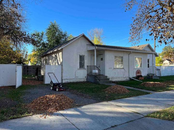 Small, Pet-friendly Escape With Yard Access! - Billings, MT
