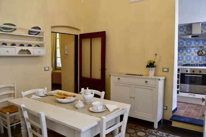 Appartam. Ligure Nel Centro Storico - Borgio