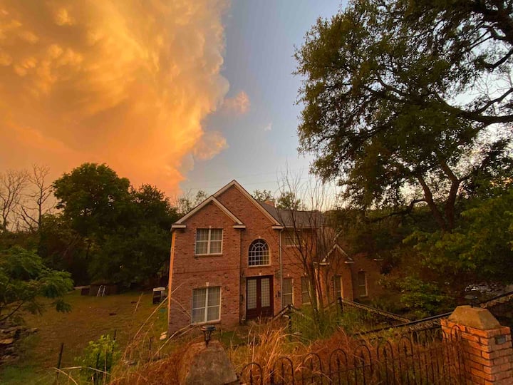 Private Entrance/bedroom/bathroom In San Marcos - San Marcos, TX