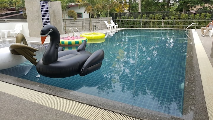 Jina's House - Hang Dong