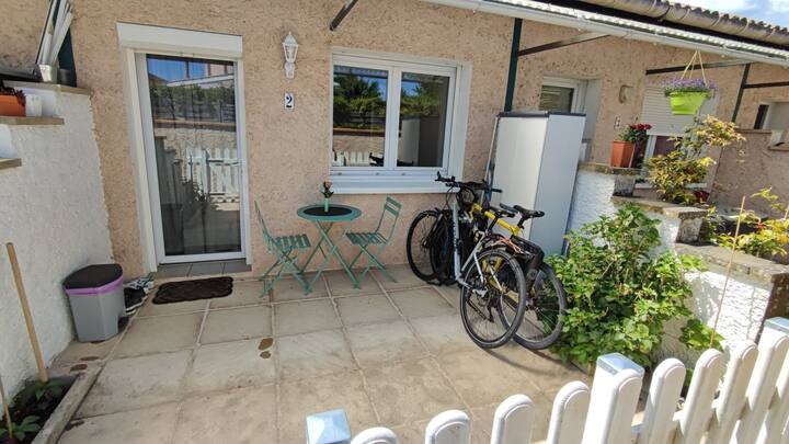 Superbe Appartement Avec Parking Sur Place - Saint-Médard-en-Jalles