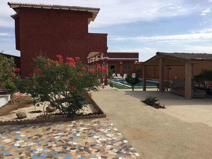 Villa La Isla - Panneaux Solaires/ Grands Groupes - Sénégal