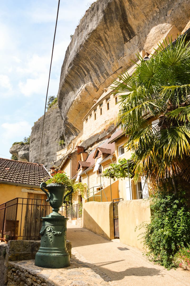 Maison Troglodyte En Périgord Noir (Dordogne) - Fleurac