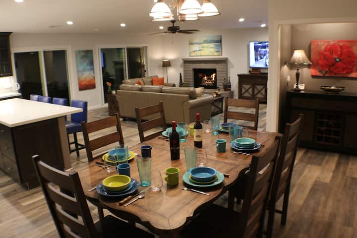 Palm Springs Retreat - Palm Springs, CA