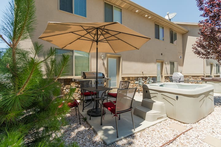 New Construction+dedicated Hot Tub+best Location! - Ogden, UT