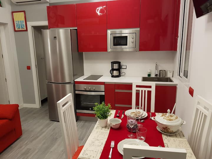 Madrid Atocha. Corta Estancia, No Turístico. - Madrid